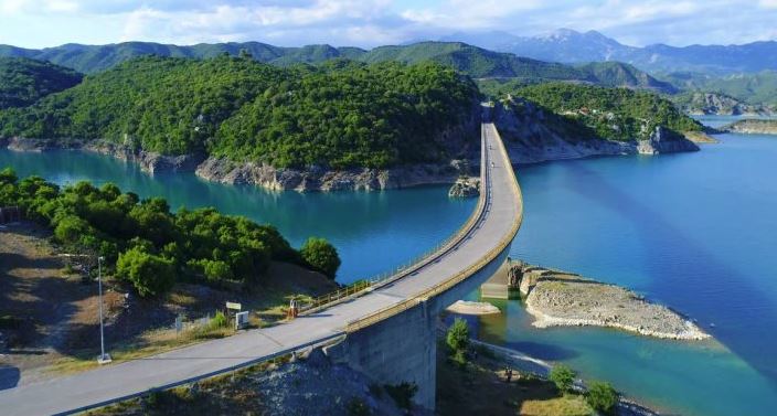 Ο Έλληνας πολιτικός μηχανικός που έχτισε τη γέφυρα των τριών διεθνών ...