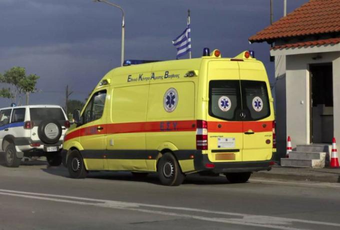 Νέο περιστατικό με καθυστέρηση ασθενοφόρου – 63χρονη ξεψύχησε σε ...