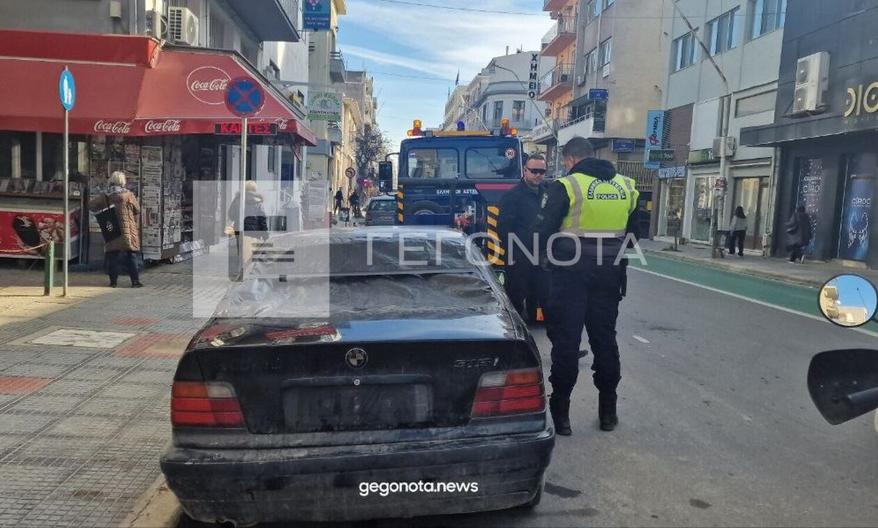 Βόλος: Οδηγός πάρκαρε παράνομα, έβγαλε τις πινακίδες μόνος του και πήγε ...