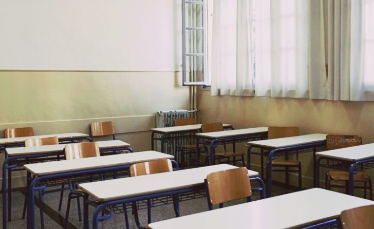 Ένωση Συλλόγων Γονέων Δήμου Μαραθώνα: «Όχι στις συγχωνεύσεις τμημάτων ...